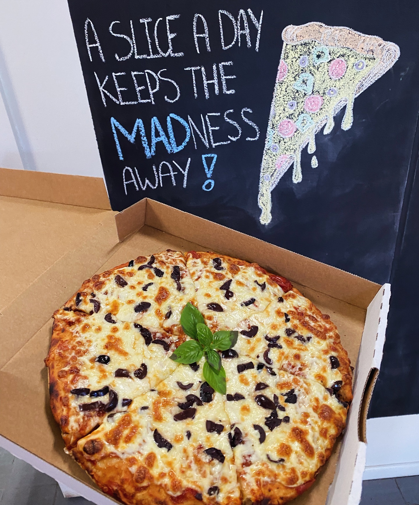 Mad Pizza | Discover Mission Beach